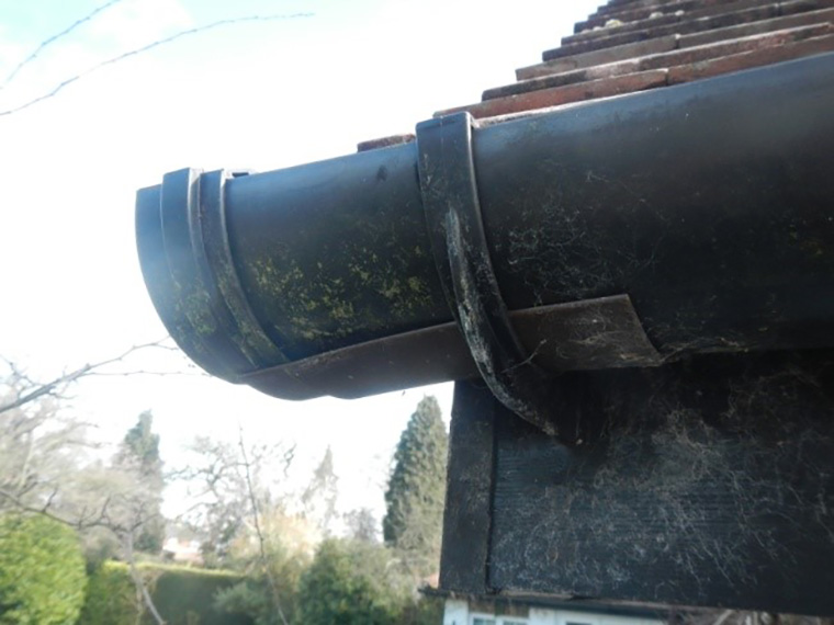 Gutter Repair in 3 Easy Steps | hb42.co.uk